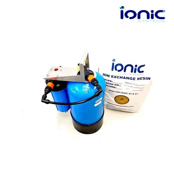 DI Resin Vessel with Sediment Filter 10 Inch and Handle